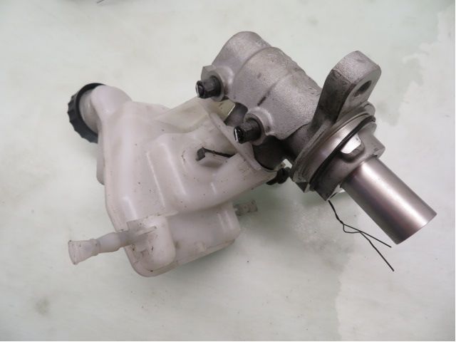 0204821216 : Bremse hovedcylinder - Autoparts24