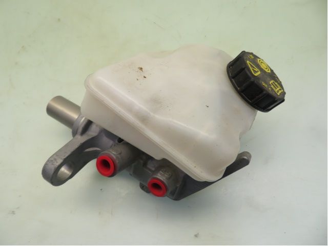 32130228 : Bremsevæskebeholder og Bremse hovedcylinder - Autoparts24