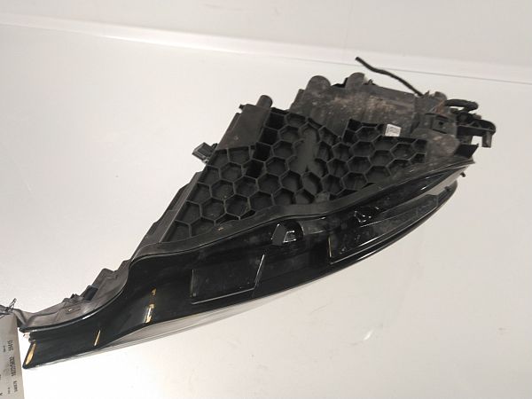 Brugt Volvo V60 - Forlygte | Autoparts24