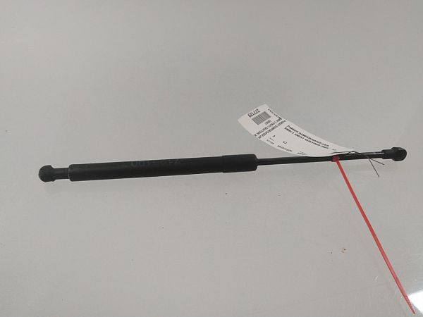 51237129190 : Motorhjelm - dæmper - Autoparts24