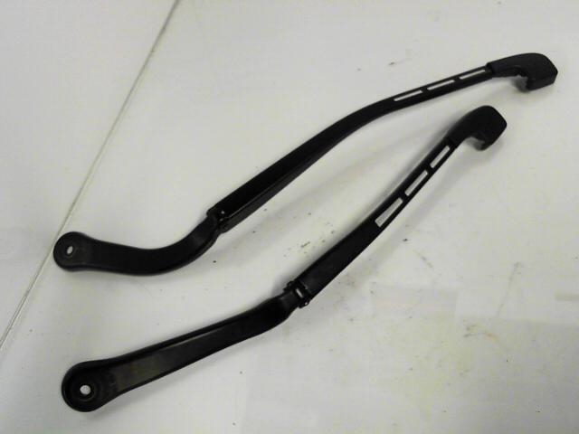 61619449914 : Viskerarm og Viskermotor - for - Autoparts24