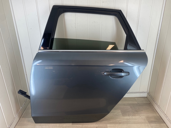 8K9833051D : Dør - Autoparts24