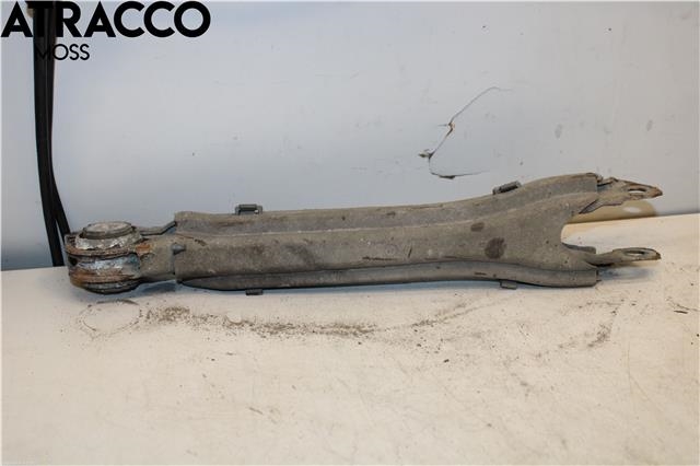 A2043502706 : Bærearm bag - Autoparts24