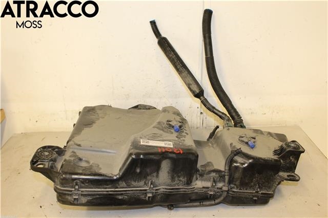 5QF-131-877-N : Adblue beholder - Autoparts24