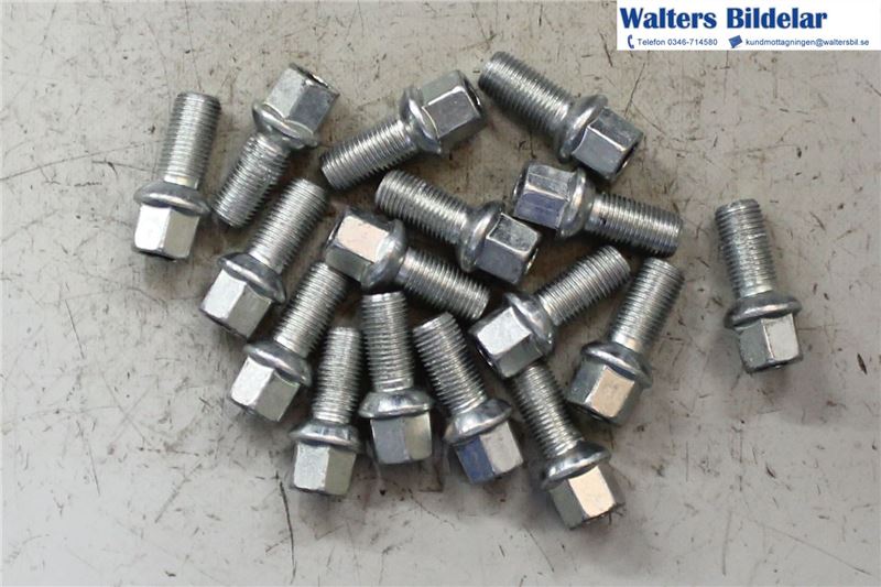 WHT-002-437 : Fælge - tilbehør - Autoparts24