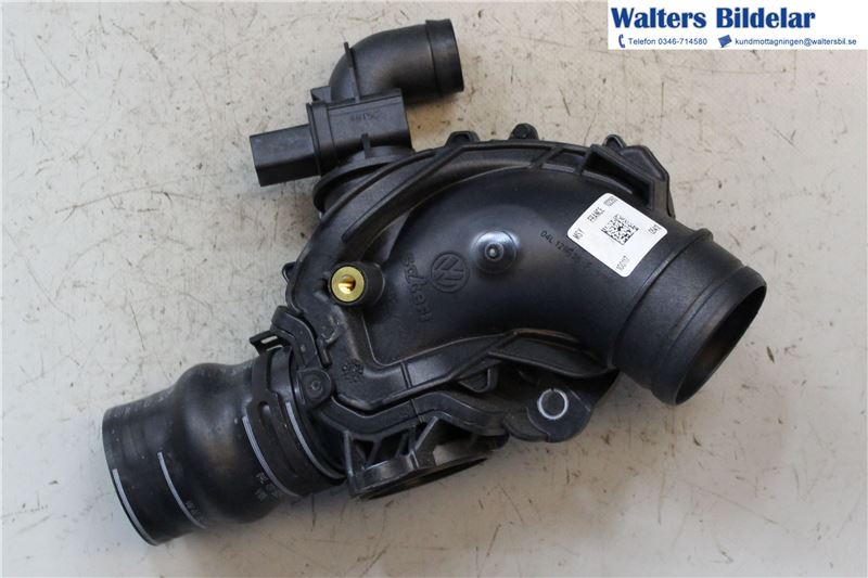 04L-129-635-F: Intercooler hose, Inlaatslang, Inlaatspruitstuk ...