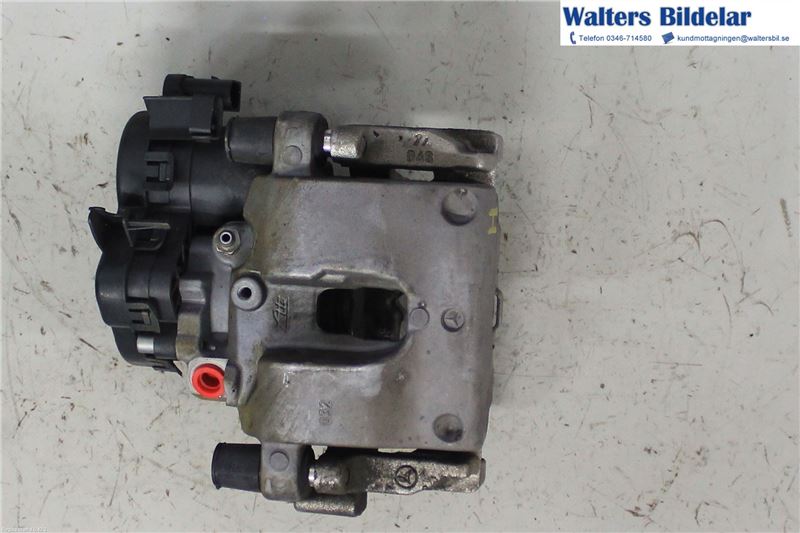 A-000-906-13-03 : Bremsekaliber - højre bagerst - Autoparts24