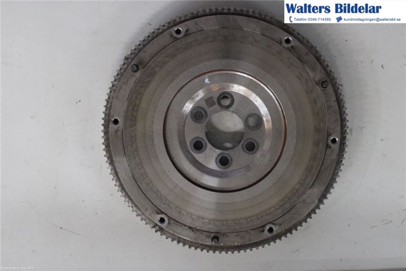 04C105269E : Svinghjul - Autoparts24
