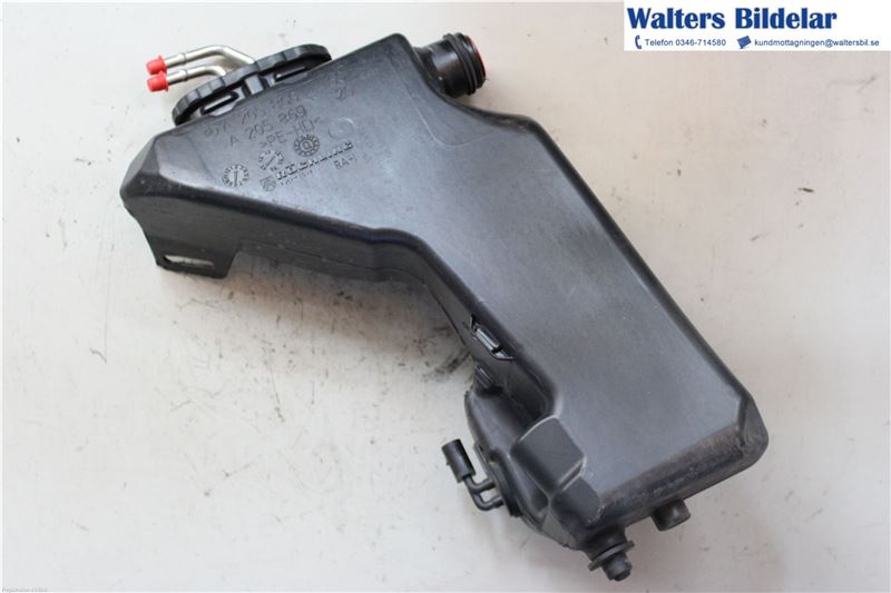 A2058600360 : Ruitensproeier reservoir - Autoparts24