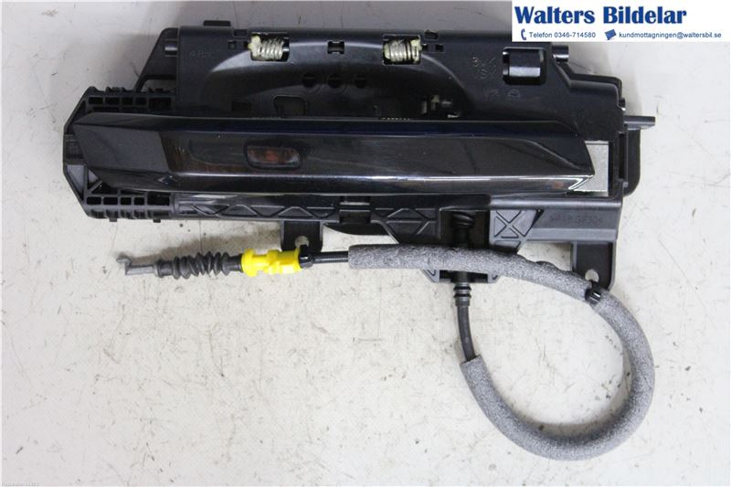 8W0837240 : Handgreep / deurgreep achterklep - Autoparts24