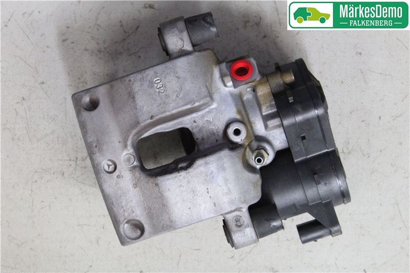 A2054230200 : Bremsekaliber - højre bagerst - Autoparts24