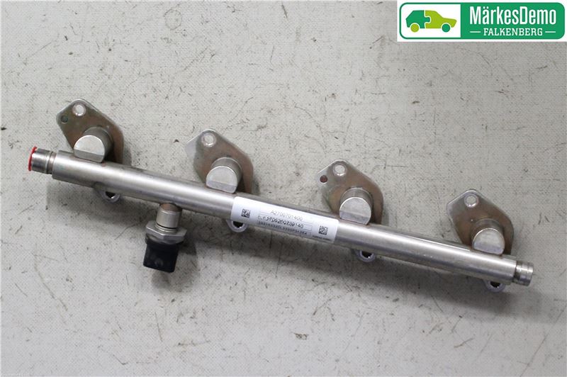A2700701400 : Rail bro / indsprøjtningsdyserør - Autoparts24