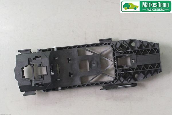 8V0839885 : Handgreep / deurgreep achterklep - Autoparts24