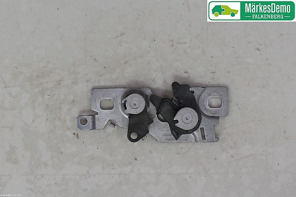 Citroën Berlingo - Motorkap slot Berlingo | Autoparts24