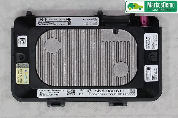 5NA980611: Elektriskedele div., Antenneforstærker, Relæ - diverse ...