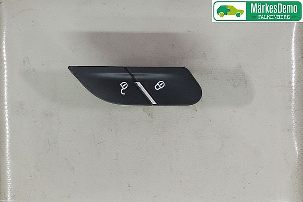 Porsche Macan Türkontakt gebraucht kaufen | Autoparts24