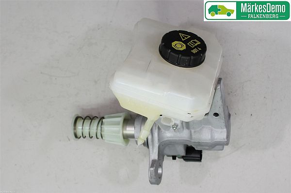 8W0611021D : Bremse hovedcylinder - Autoparts24