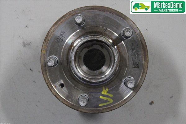 Opel Astra - Asschenkel / Wielnaaf voor, links en rechts gelijk Astra ...