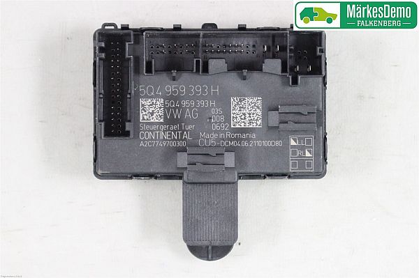 5Q4959393H : Styreenhed - dør - Autoparts24