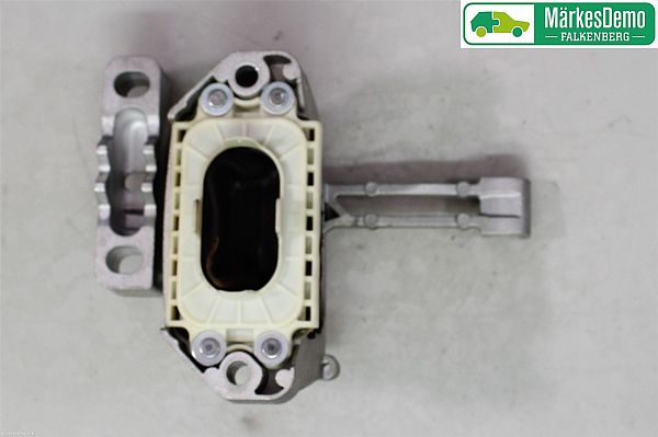 VW Taigo - Motorophanging Taigo | Autoparts24