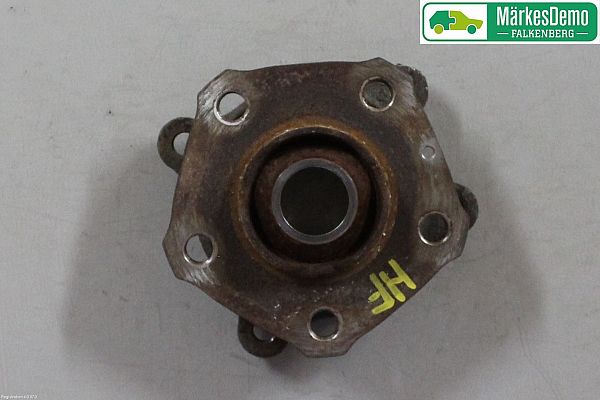 4M0-407-625-D : Fornav og Spindel - bag - Autoparts24