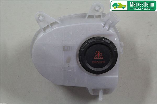 5WA-121-407-F : Ekspansionsbeholder - Autoparts24