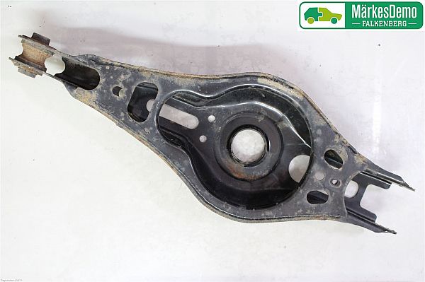 4873042060 : Draagarm achter - Autoparts24