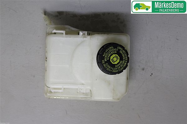 A4474310302: Expansievat / Koelvloeistof Reservoir, Hoofdremcilinder ...