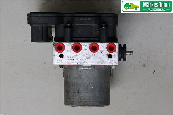 A4479008609 : ABS Pumpe - Autoparts24