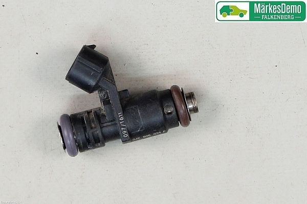 04E906031F : Verstuiver / Injector en Hogedrukrail ...