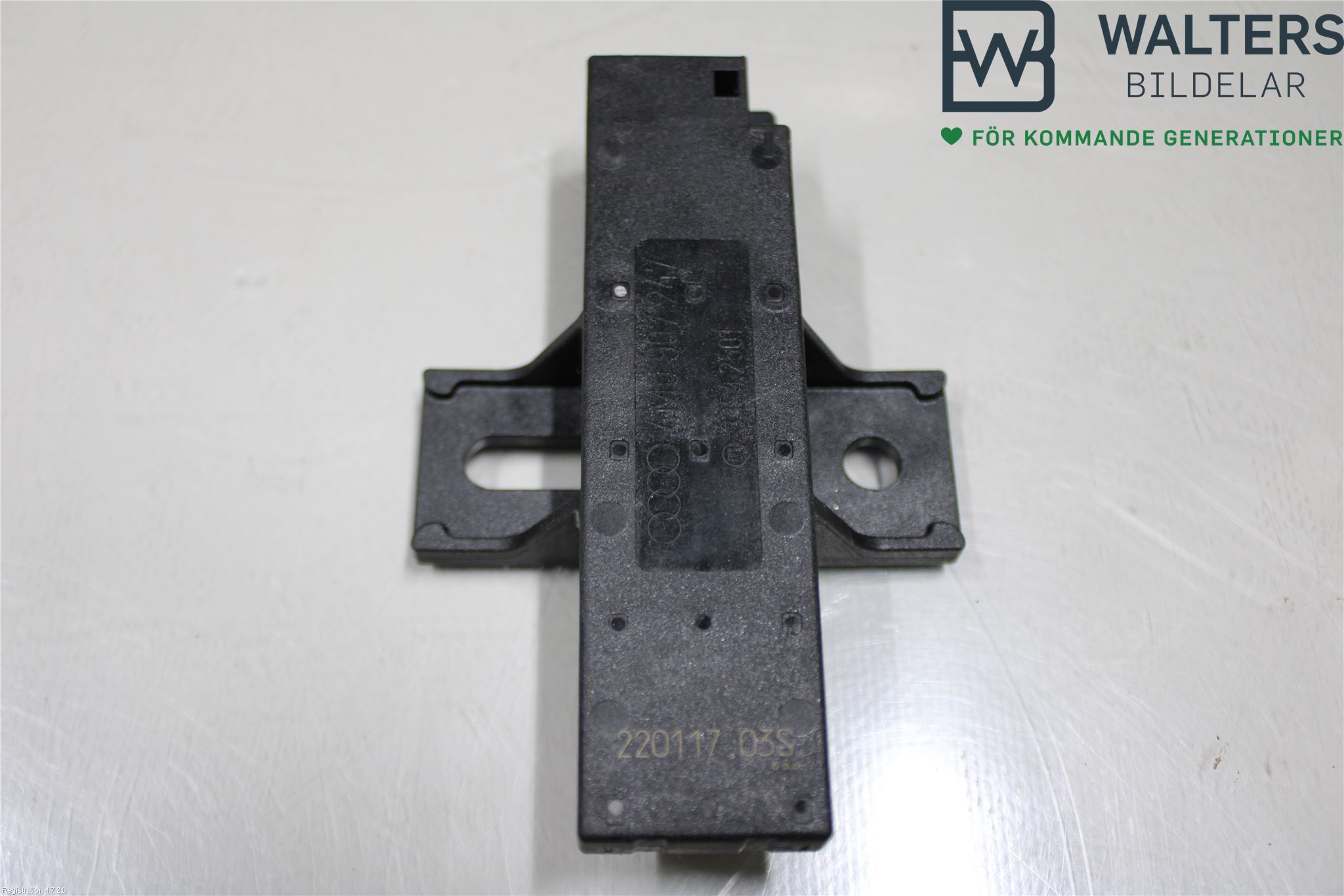 Audi A4 (8W2, 8WC, B9) Antenne 4M0907247, 4M0 907 247