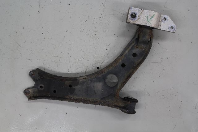 1K0407152T : Querlenker vorne unten - Autoparts24