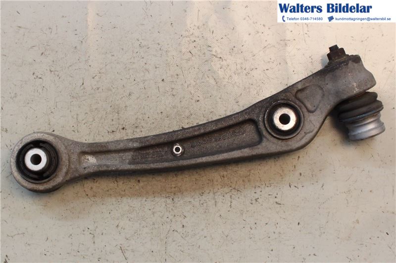 8K0-407-155-B : Bærearm forrest nederst - Autoparts24