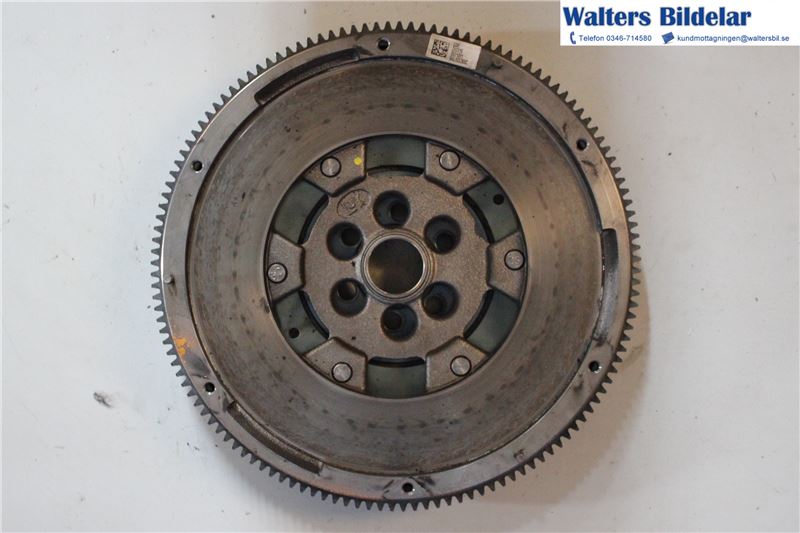 04L-105-266-C: Vliegwiel, Vliegwiel automatisch, Vliegwiel en koppeling ...