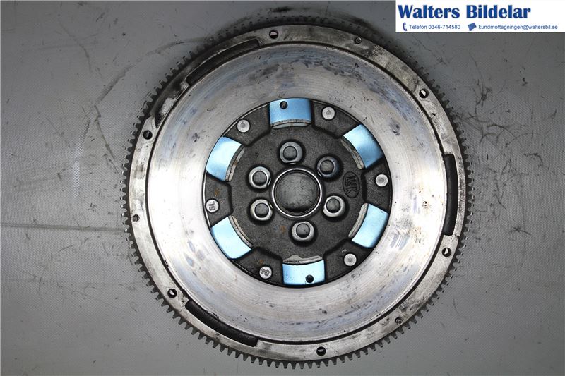 04L-105-266-C: Vliegwiel, Vliegwiel automatisch, Vliegwiel en koppeling ...