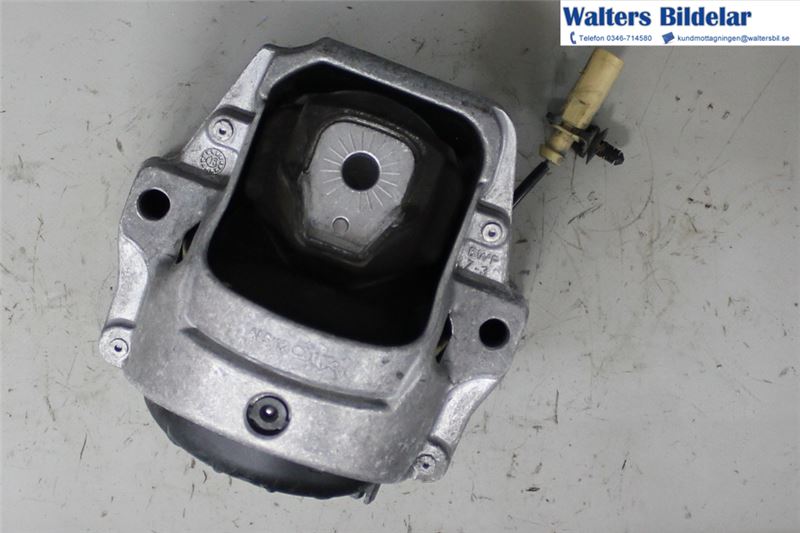 8R0199381C : Motorhalter / Motorträger und Motoraufhängung - Autoparts24