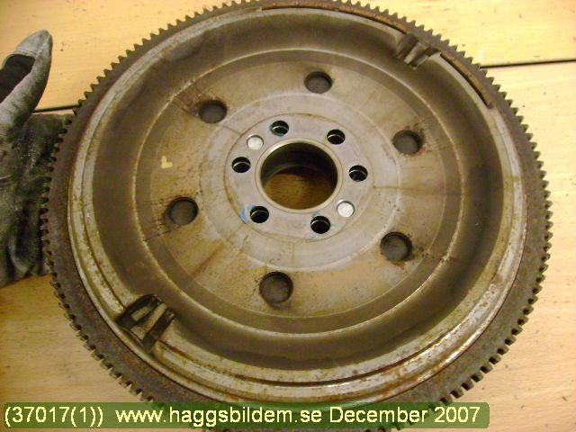 058105266 : Schwungrad - Autoparts24