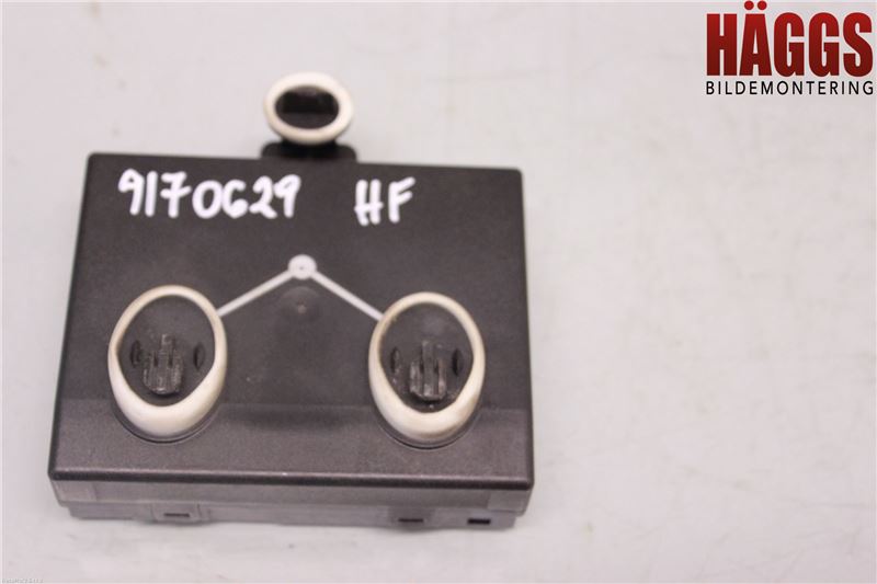 4H0-959-793-E : Styrboks diverse og Styreenhed - dør - Autoparts24