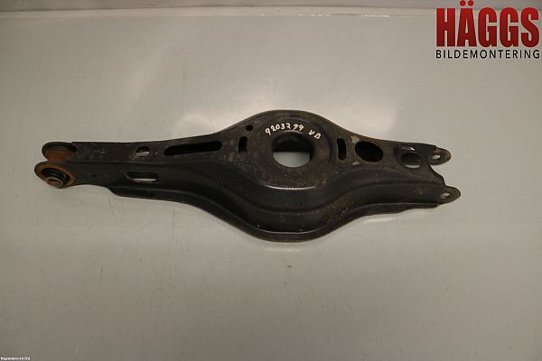 48730-02080 : Bærearm bag - Autoparts24