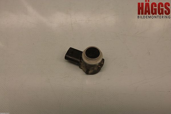 1633559480 : Einparkhilfe Sensor hinten und Einparkhilfe Sensor vorne ...