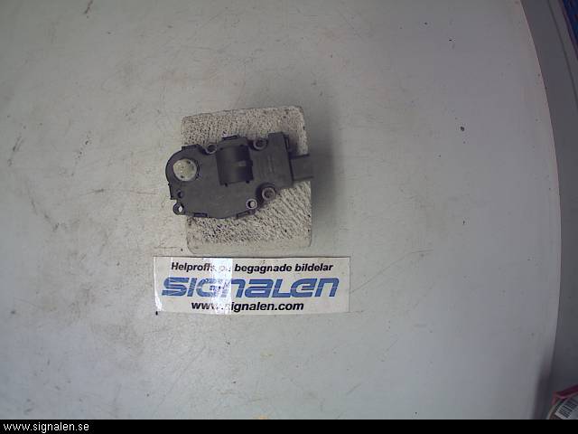 8K0-820-511-B : Varmereguleringsmotor - Autoparts24