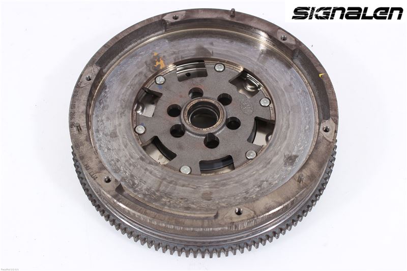 VW Amarok - Vliegwiel Amarok | Autoparts24