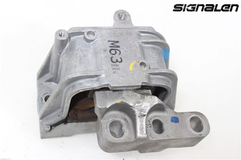 1K0-199-262-M : Motorophanging en Motorrubber / Motorsteun - Autoparts24