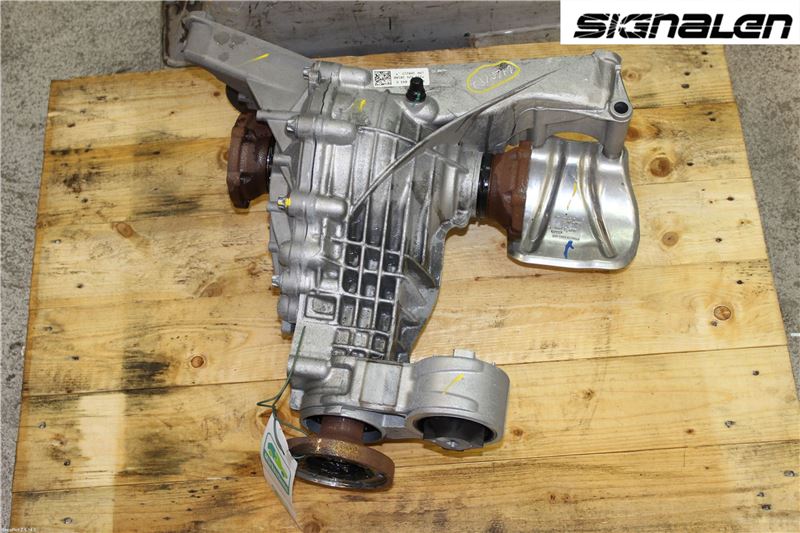 0B0-500-043-G : Bagtøjsklump - Autoparts24