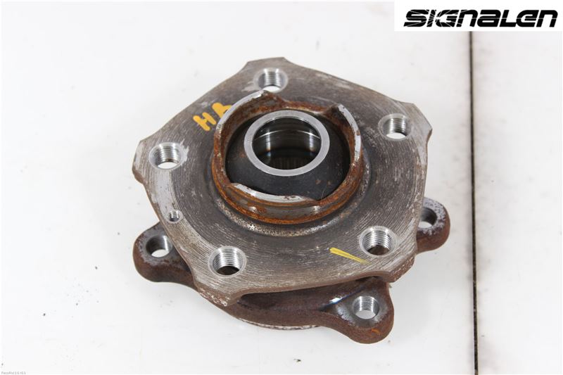 8W0407607A : Spindel - bag og Fornav - Autoparts24