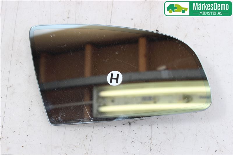 8E0857536AB : Spiegelglas und Seitenspiegel - Autoparts24