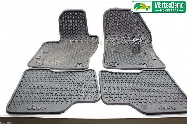 Brugt Bundmåtte til Jeep | Autoparts24