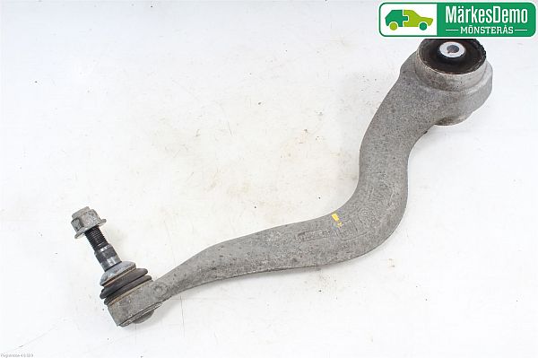 31126854723 : Draagarm lvoor onder - Autoparts24