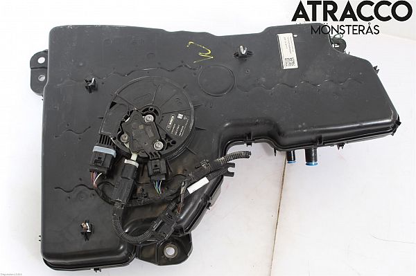 5QF-131-877-H : Adblue beholder og Brændstoftank - Autoparts24