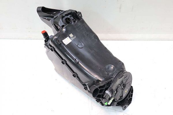 VW Caddy - Adblue-container Caddy | Autoparts24